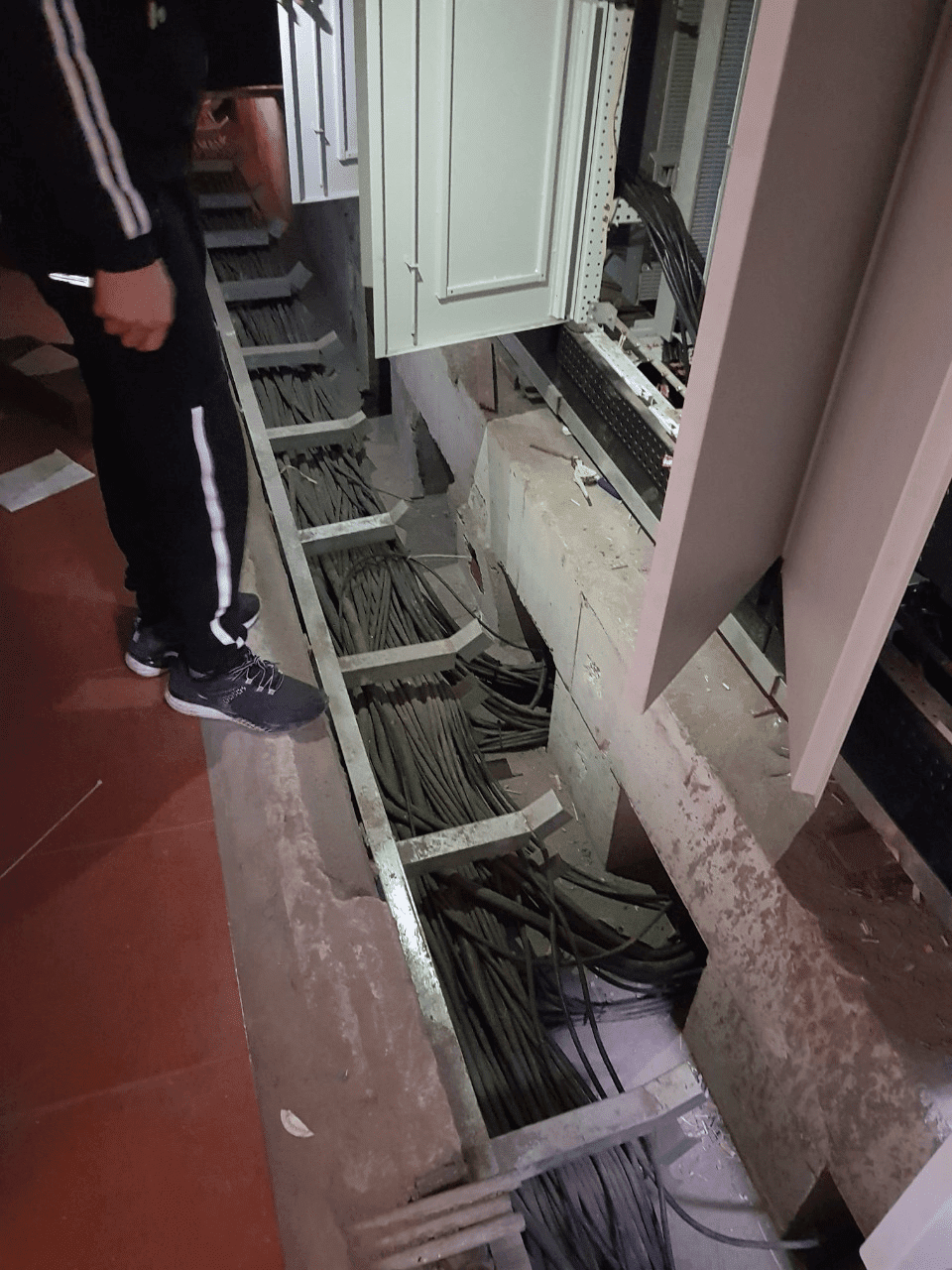 INSTALLATION OF CABLE TRAY LADDER, ELECTRICAL BOARD FOR THE HOA PHAT ...